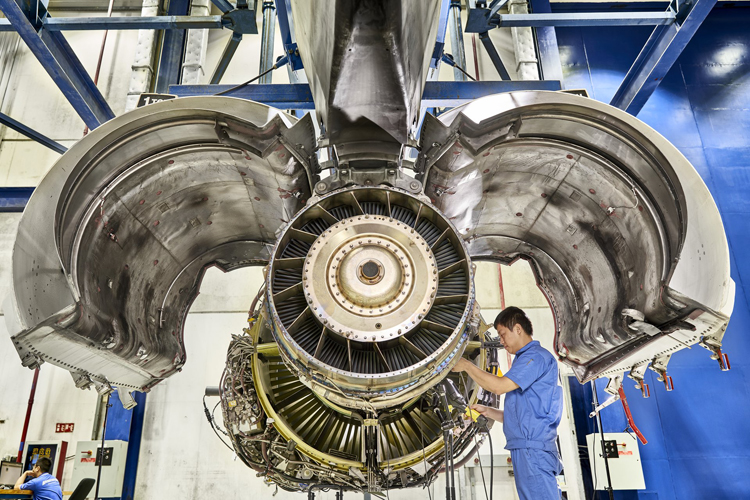 MTU Maintenance Zhuhai and MAB Engineering sign MoU for on–site services